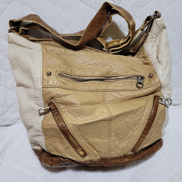 Bueno | Bags | 35358 Bueno Womens Pebble Washed Shoulder Pursebag ...